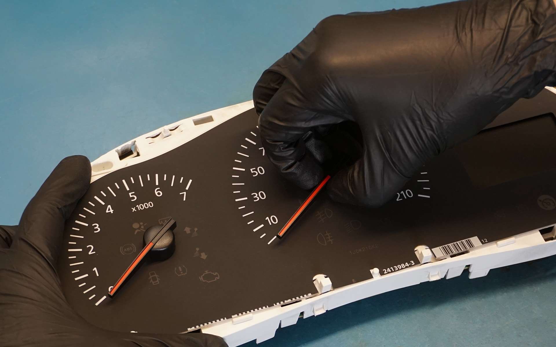 Professional speedometer repair from Austria by Mosertronik